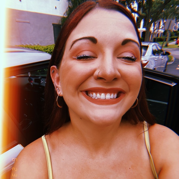 Sami's Closet (@sami_sorce) | Poshmark